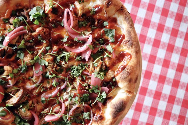 Side Project Pizza opens in Maplewood