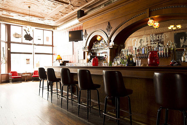 Lindberg's, Springfield's Oldest Bar, Opens New Kitchen