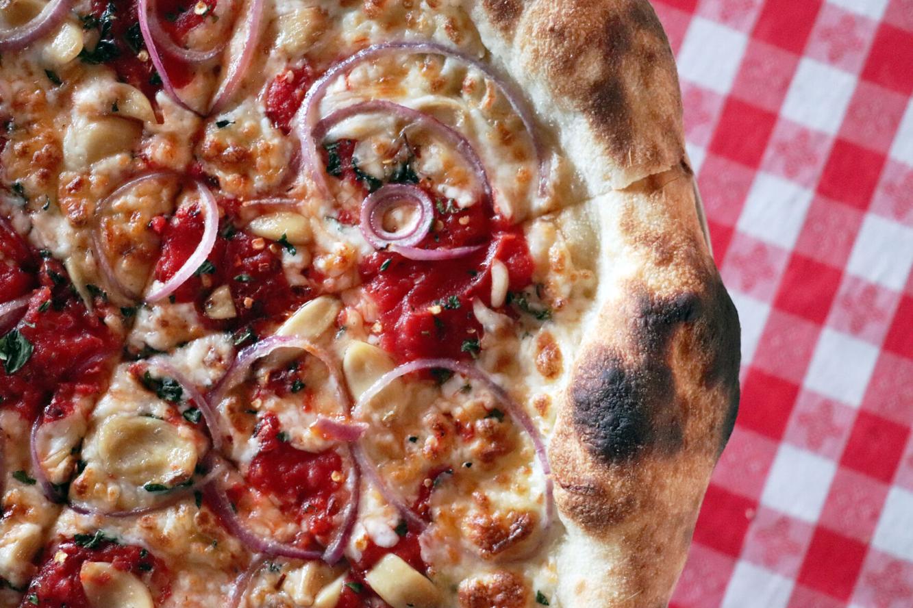 Side Project Pizza opens in Maplewood