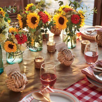 How to: Hosting A Crawfish Boil Party | Recipe | finehomesandliving.com