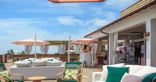 Outdoor Furniture for Coastal Hospitality Environments Where ...