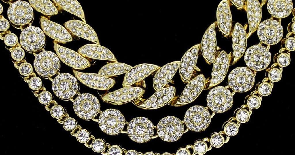 How Often Should You Clean Gold Chain | Fashion | finehomesandliving.com