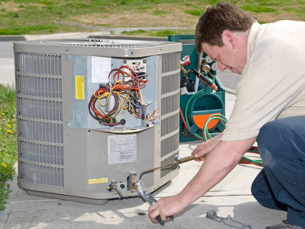 Two Vs. One Air Conditioning Unit At Home: Explained | Home Design ...