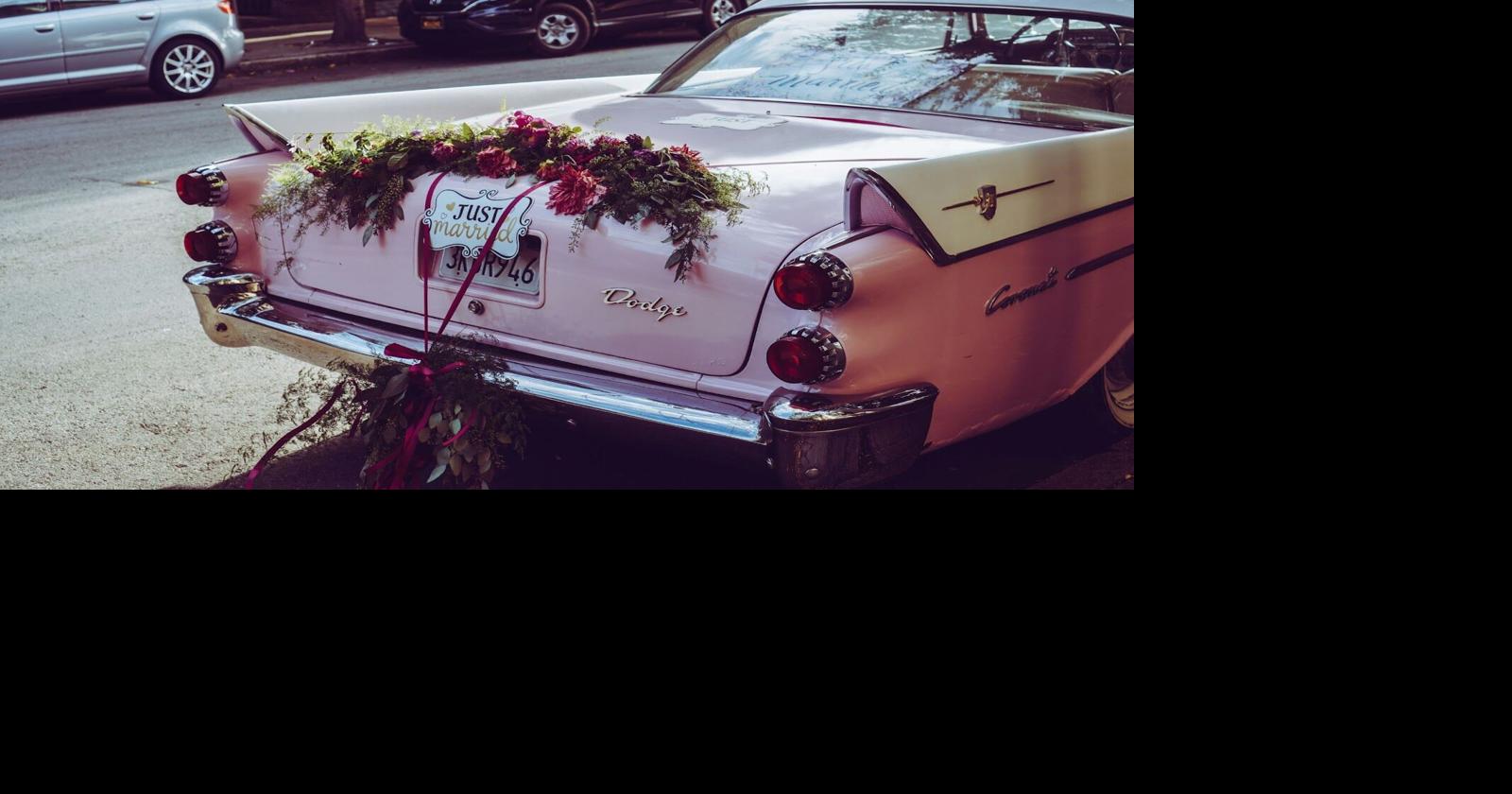 Wedding Day Etiquette: How Much Should You Tip Your Limousine Driver ...
