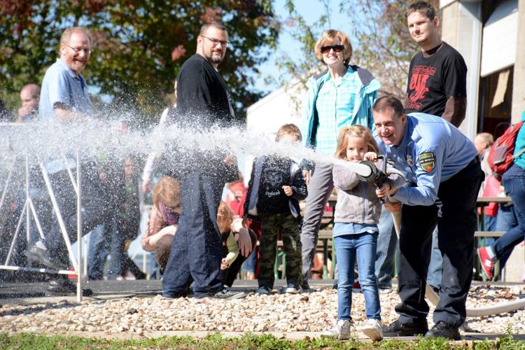 Fitchburg Fire Department holds open house | Community | fitchburgstar.com