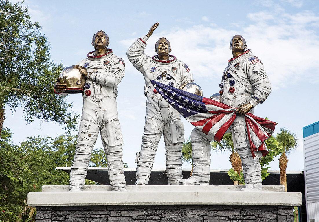 Kennedy Space Center unveils Apollo 11 statue | Florida | flcourier.com