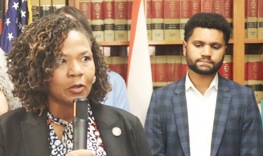 LaVon Bracy Davis wins state Senate seat in Orange County | News ...