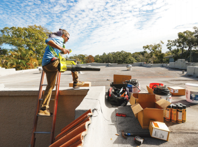 On the last days for solar tax credits, a Tampa crew works down to the ...