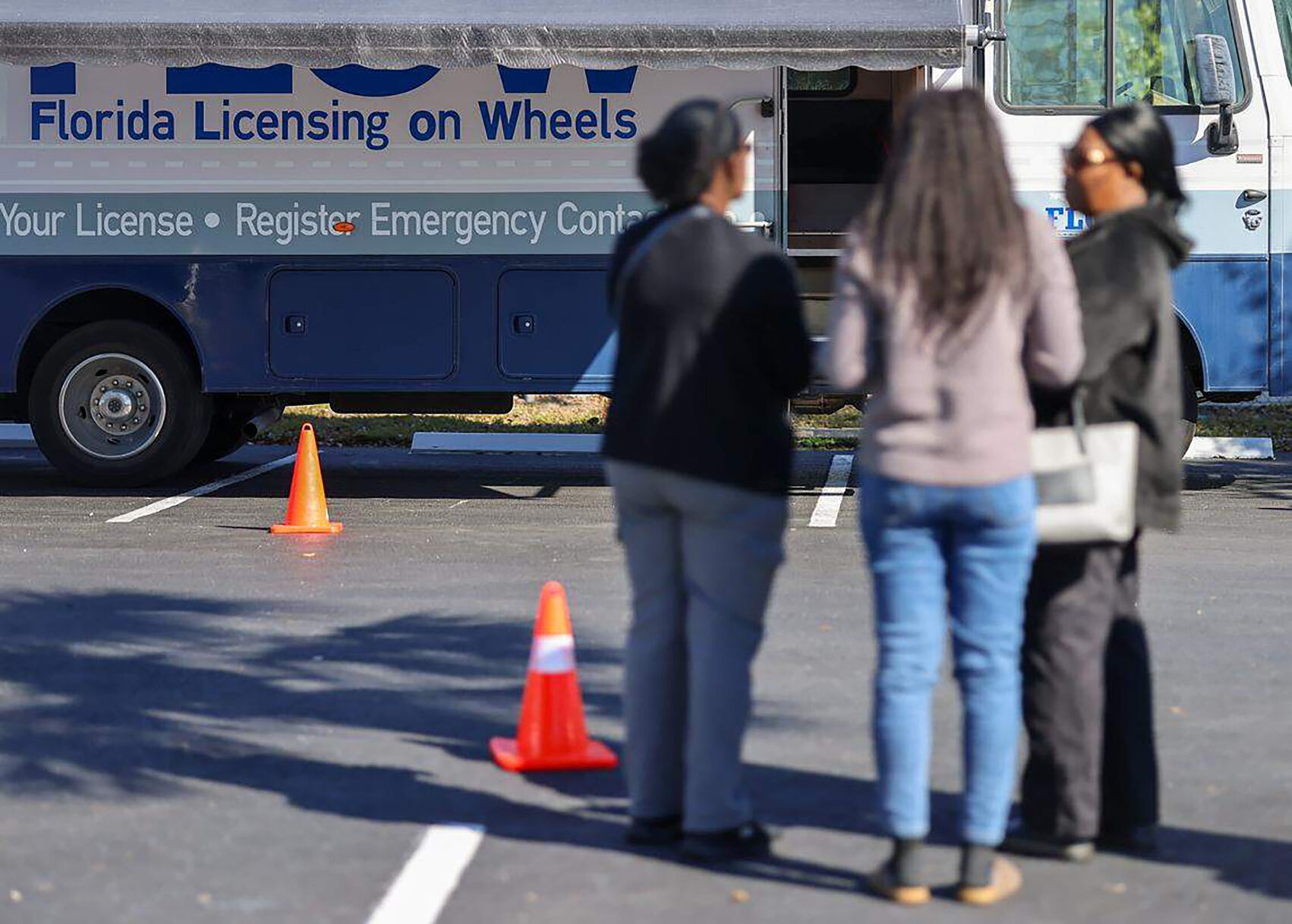 Driver's licenses for Haitians with TPS get another renewal extension ...