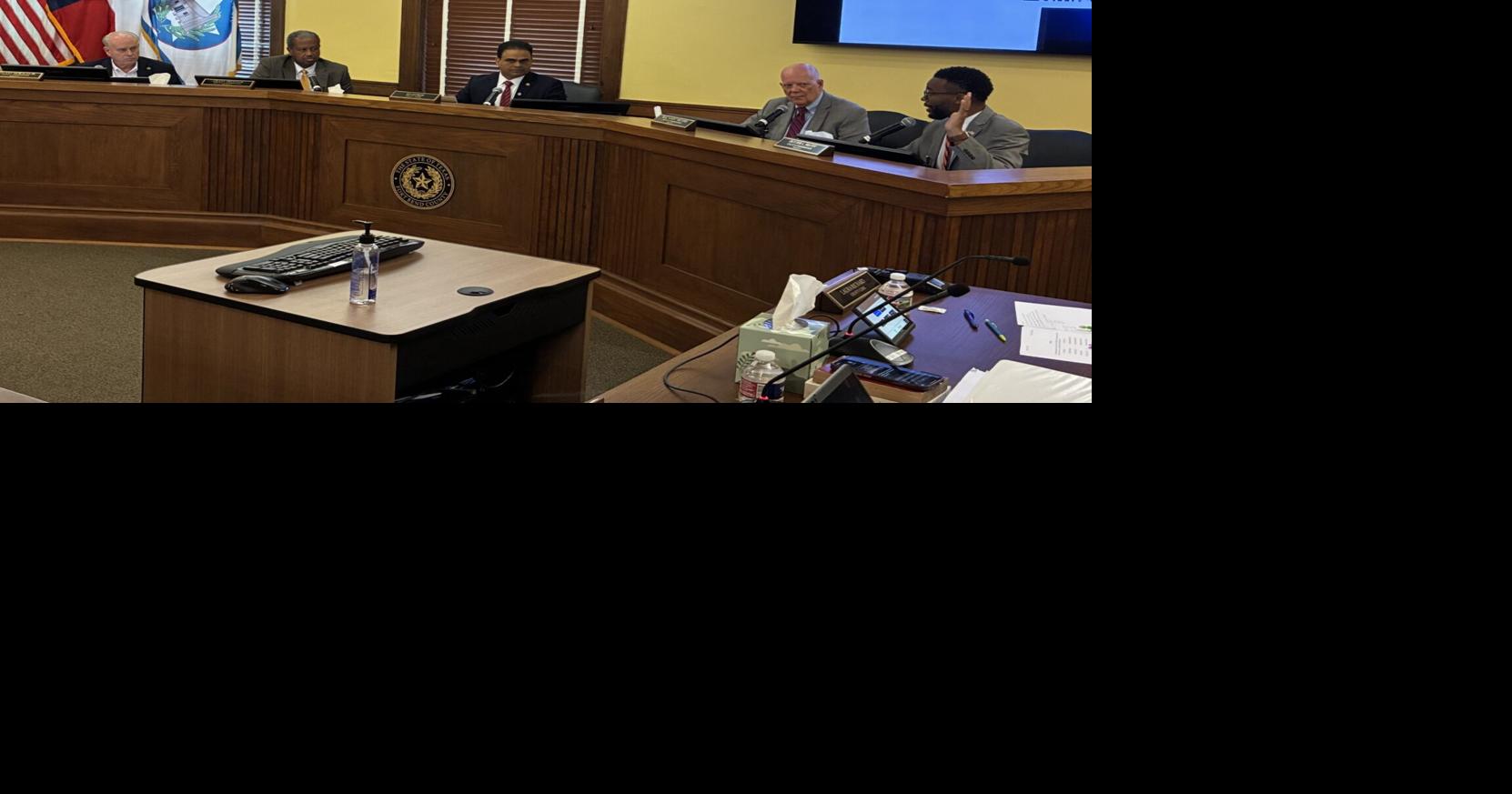 In raucous meeting, commissioners pass new district map | County News ...