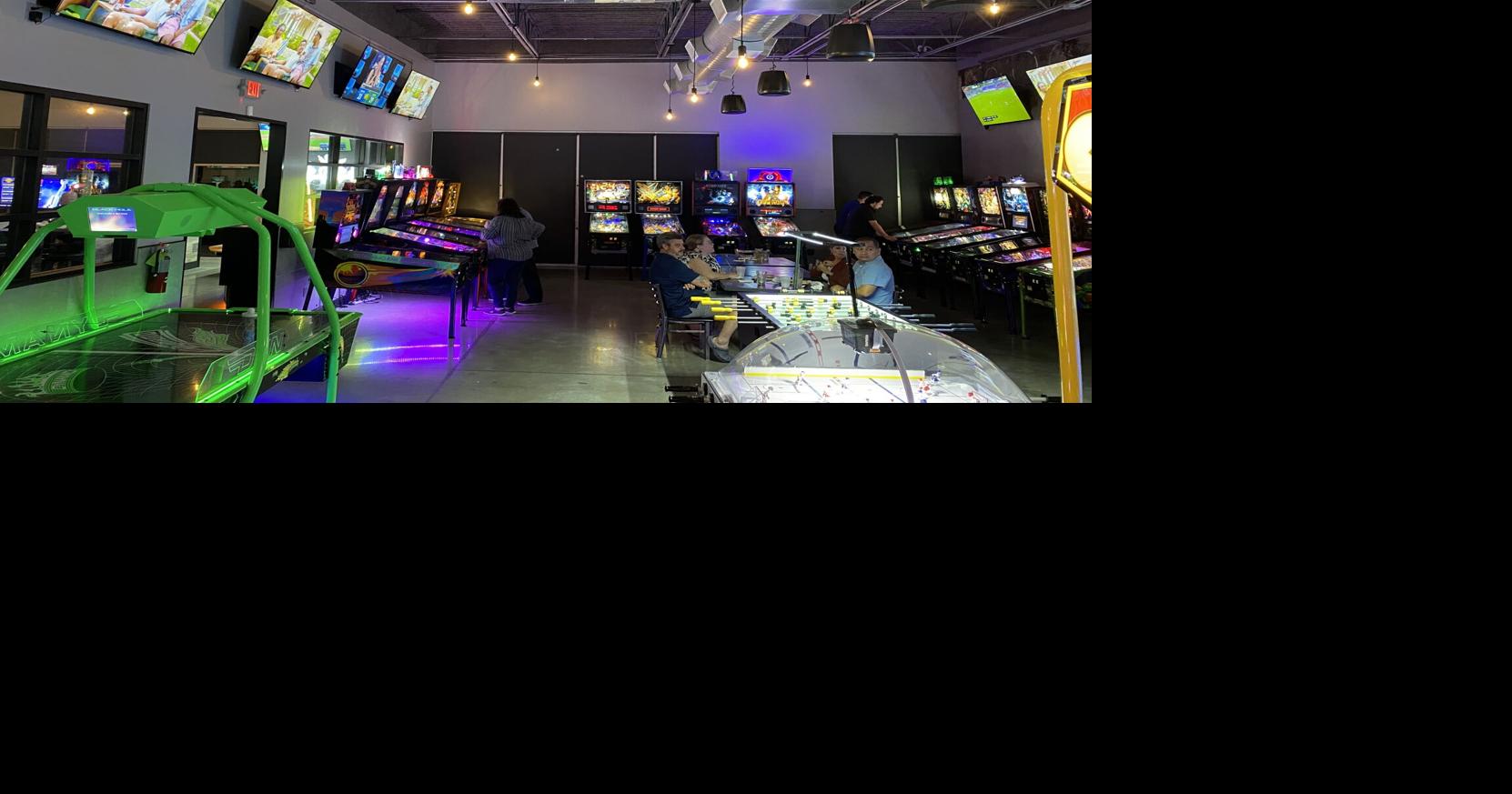 Fun in Fort Bend: A night of retro gaming at EinStein's Pub & Arcade in ...
