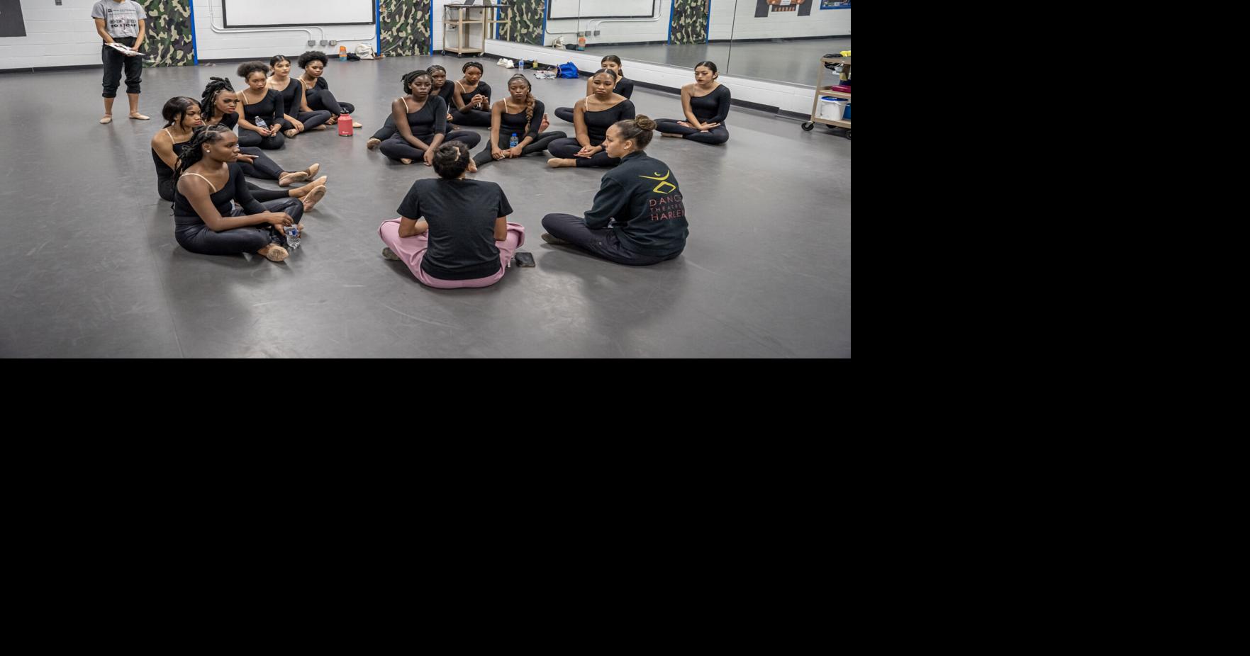 Willowridge High School Dance Team Enjoys Visit From Dance Theatre Of
