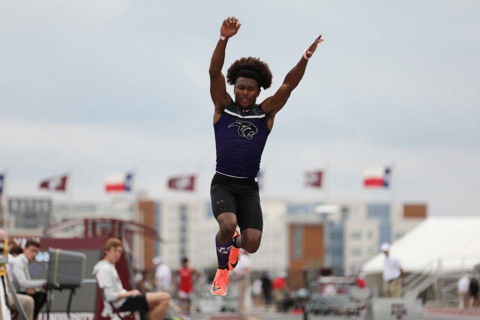 Panthers’ Gordon rising as triple jump star | Sports | fortbendstar.com