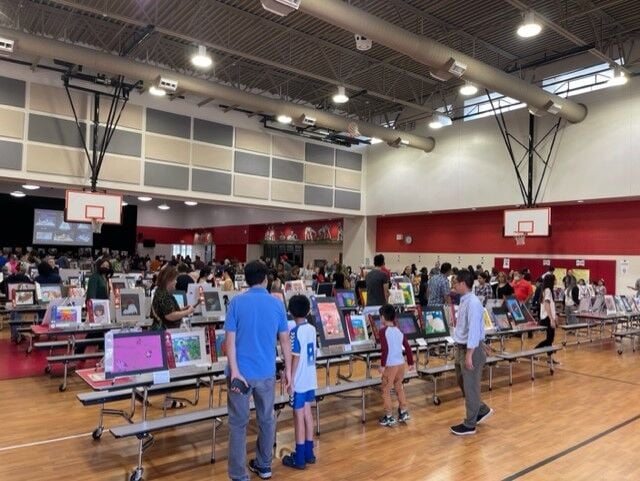 Fort Bend ISD holds annual rodeo art show | School News | fortbendstar.com