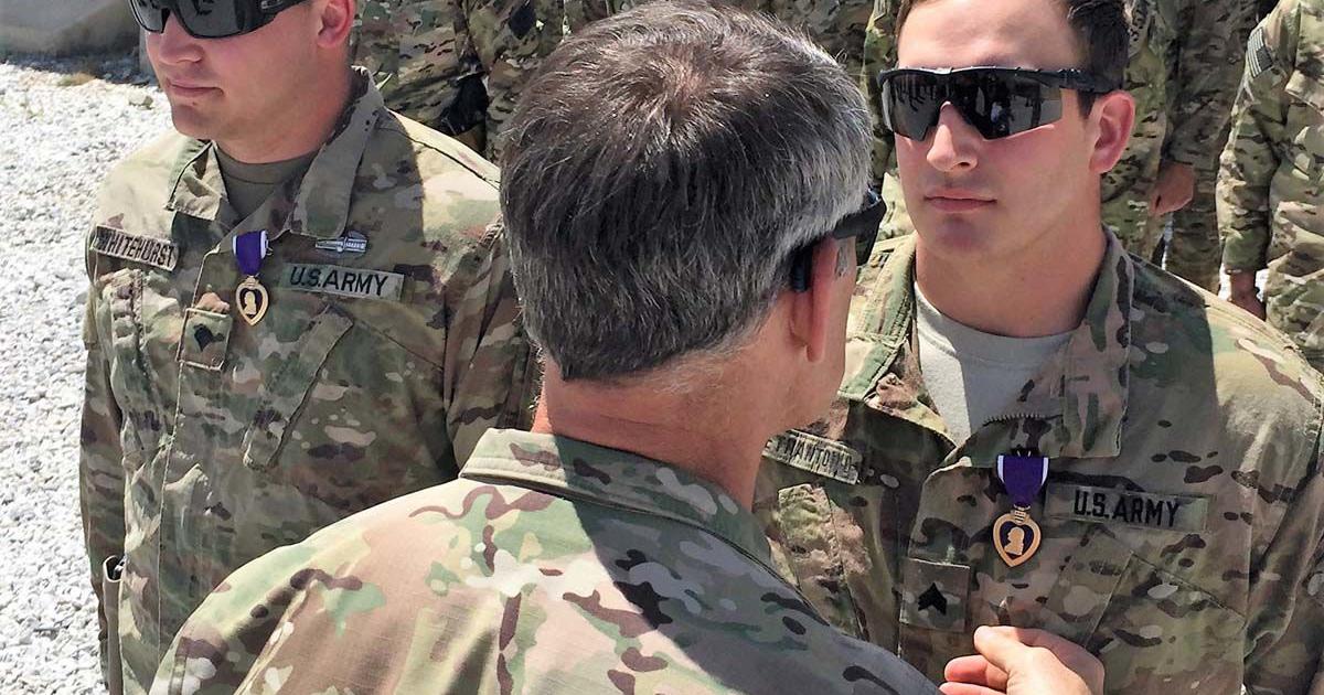 504th MI Bde Soldiers awarded Purple Hearts | News | forthoodsentinel.com