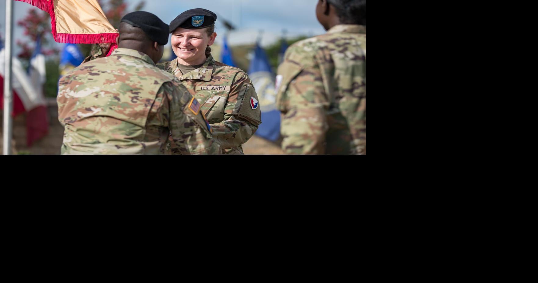 407th welcomes new commander | News | forthoodsentinel.com