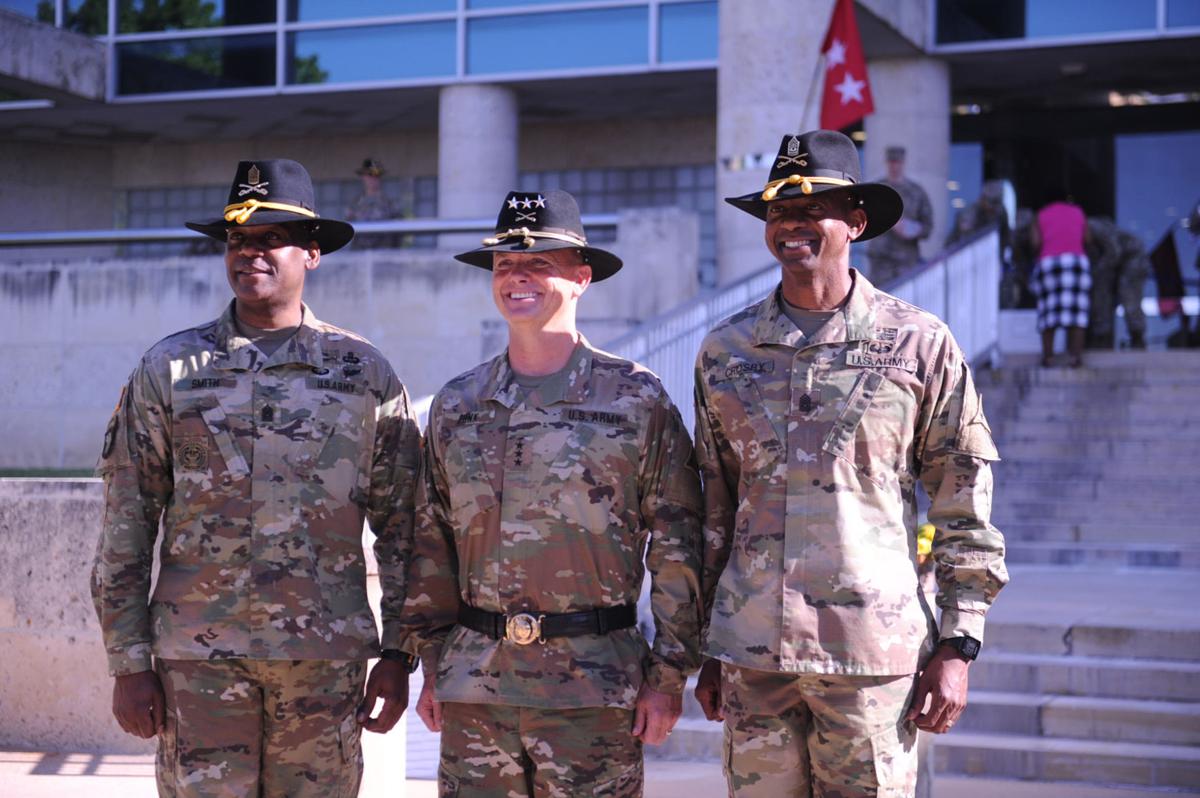 III Corps welcomes new command sergeant major | News | forthoodsentinel.com