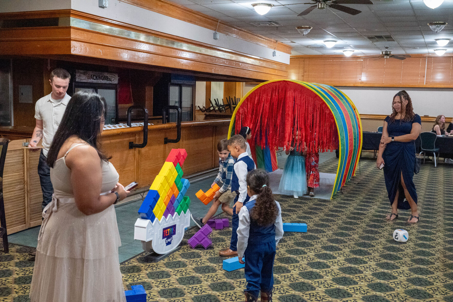 Families make memories at Family Fall Ball | News | forthoodsentinel.com