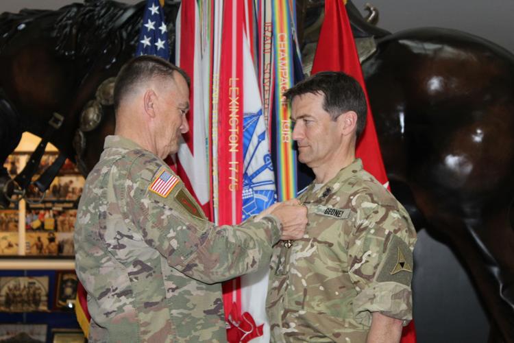 general felix gedney