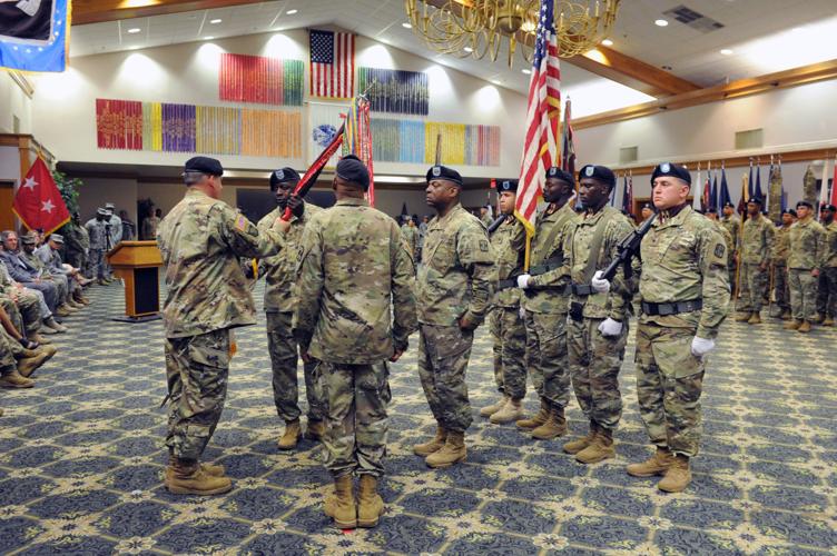 1st Med welcomes new commander | News | forthoodsentinel.com