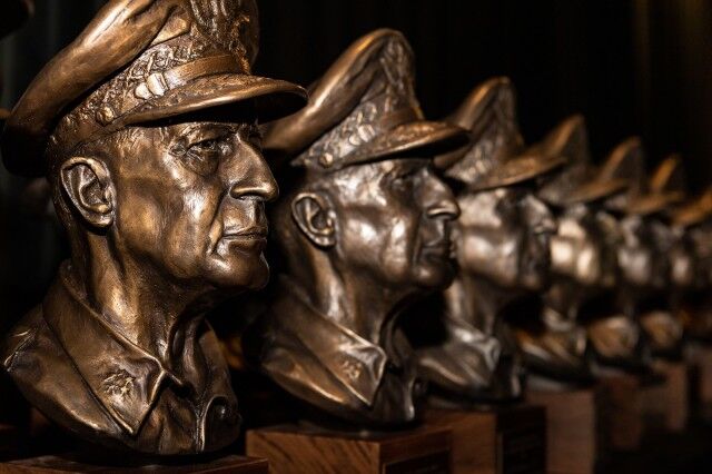 Fort Cavazos officer receives HQDA leadership award | News ...
