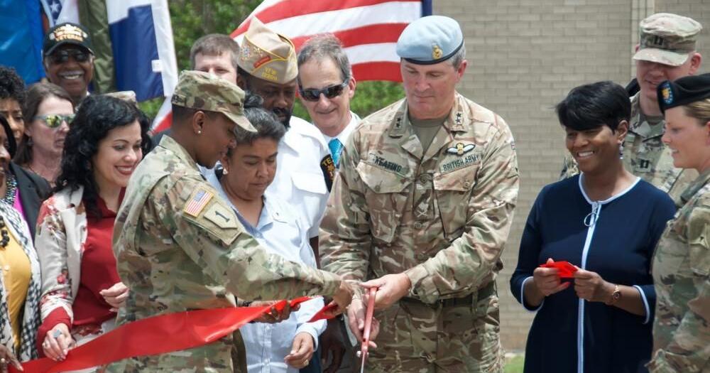 People First Center opens doors | News | forthoodsentinel.com