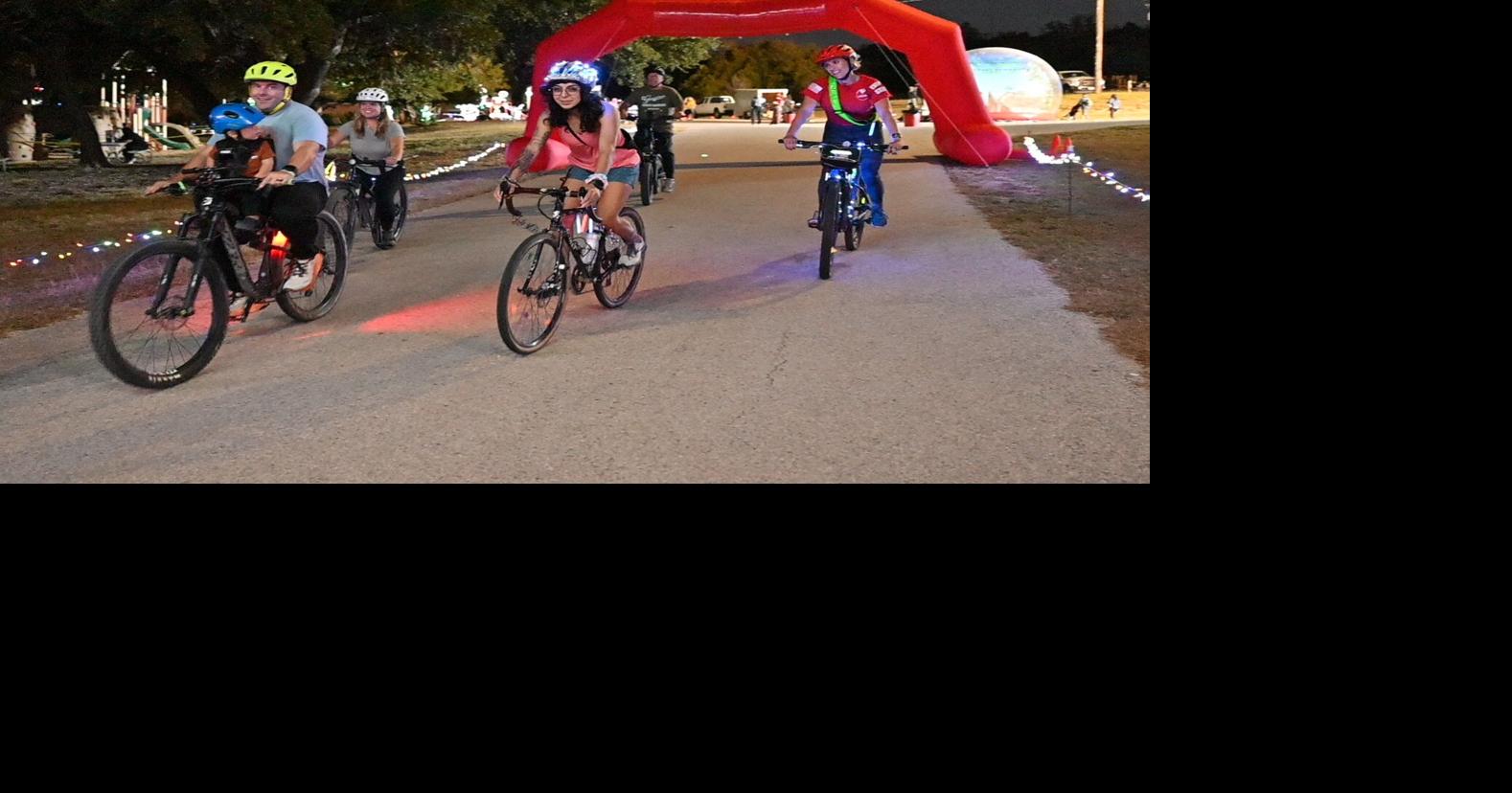 Turkey, Tinsel Family Fun Run ushers in holiday season at BLORA ...