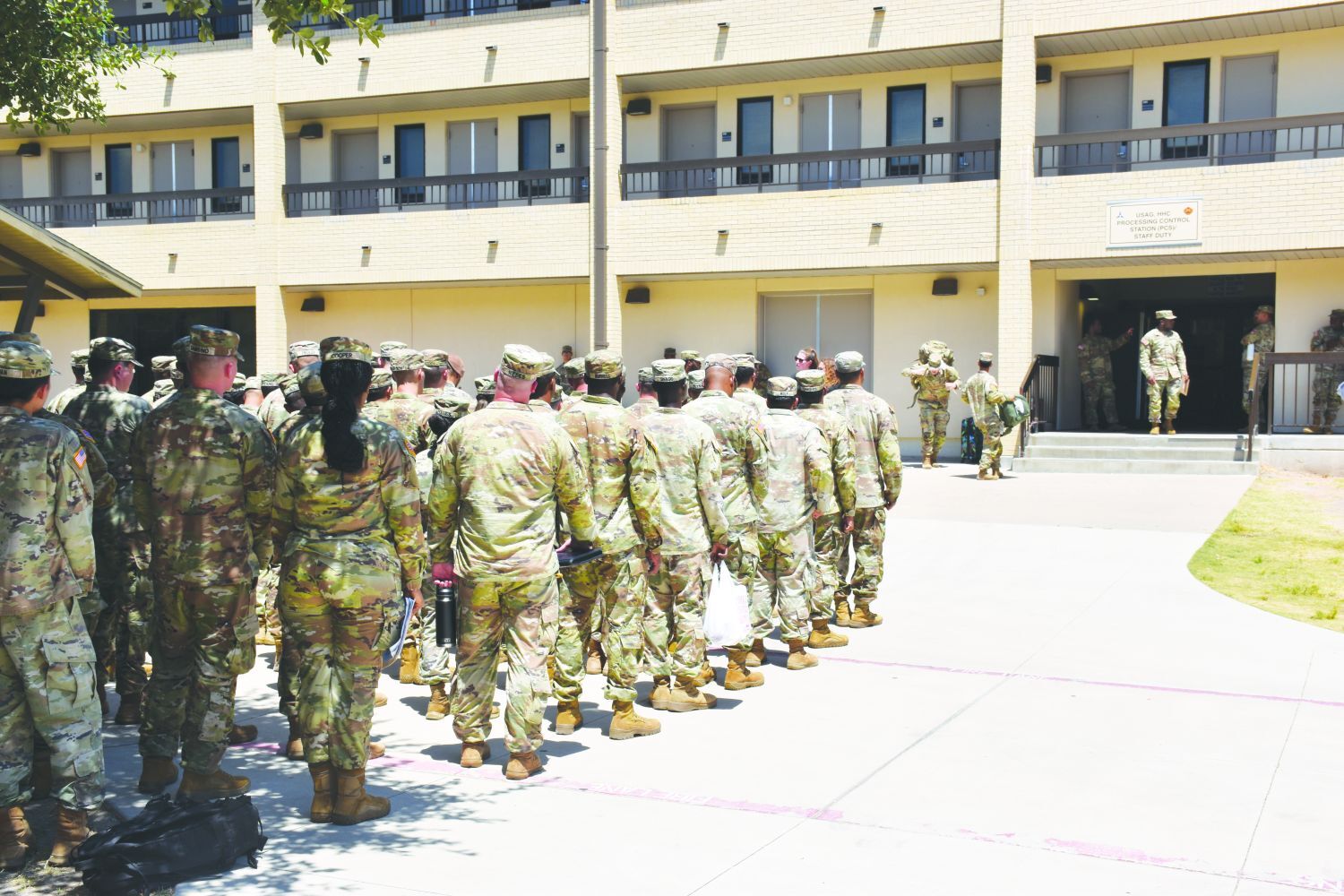 Peak PCS season here, Soldiers are on move | News | forthoodsentinel.com