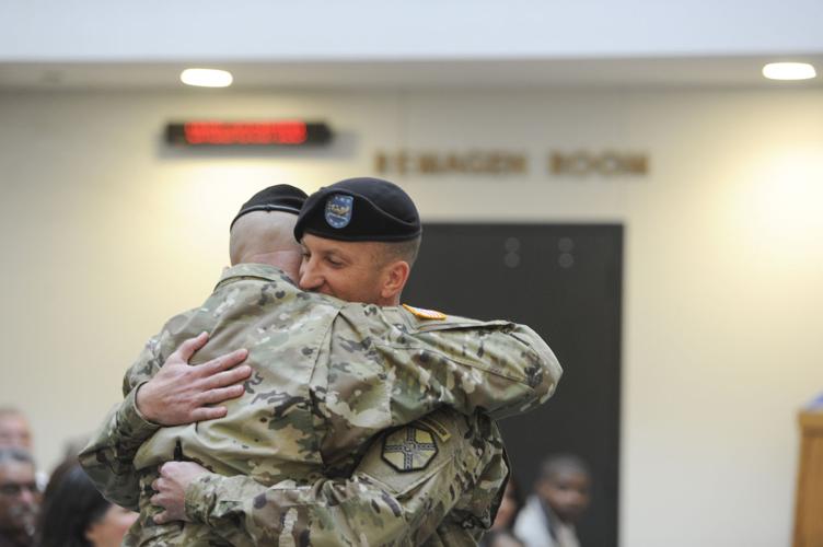 Hood welcomes new garrison CSM | News | forthoodsentinel.com
