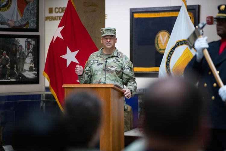 Garrison commander welcomed | News | forthoodsentinel.com