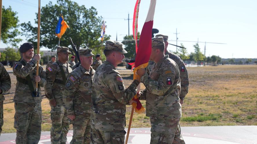 Div West welcomes new commander | News | forthoodsentinel.com