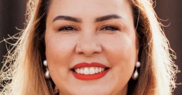 New CEO Sees Rapid Growth Ahead for Smalls Sliders | March ...