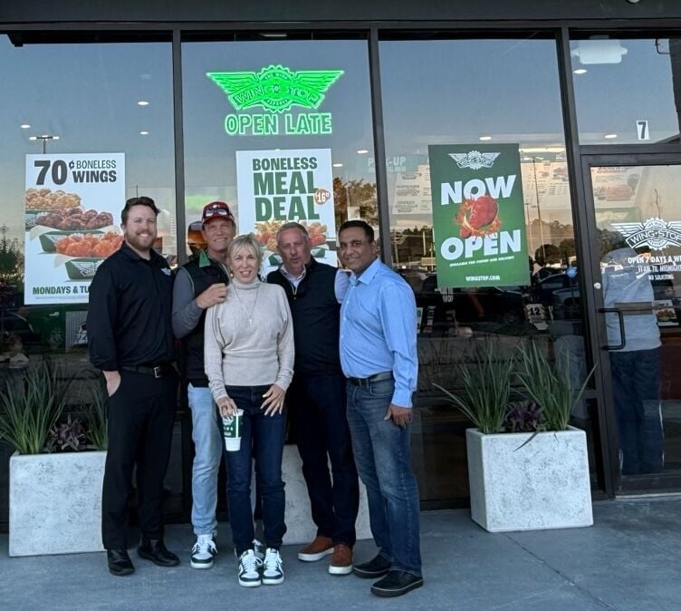Wingstop Franchisees Combine Forces in Florida to Form MoMagic ...