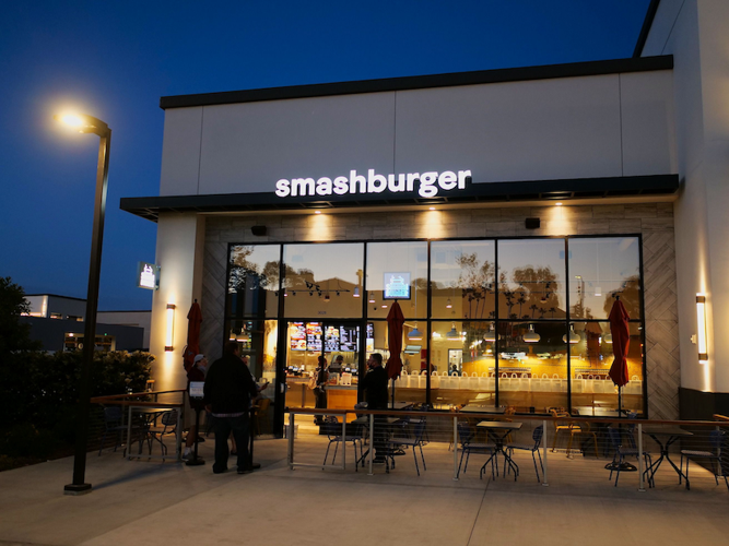 New Smashburger CEO Stresses Brand Awareness in Bid to Restart Growth ...