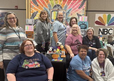 "No Frills" Craft Day | Other | fredericknewspost.com