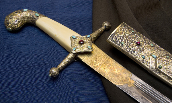 Sword recovered in WWII returned to Hungarian Embassy after nearly 7 ...