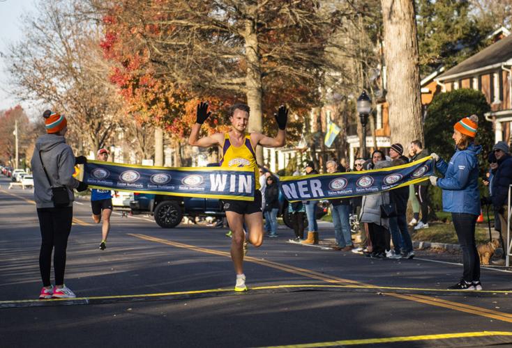 Turkey Trot draws thousands to start Thanksgiving Day | Lifestyle ...