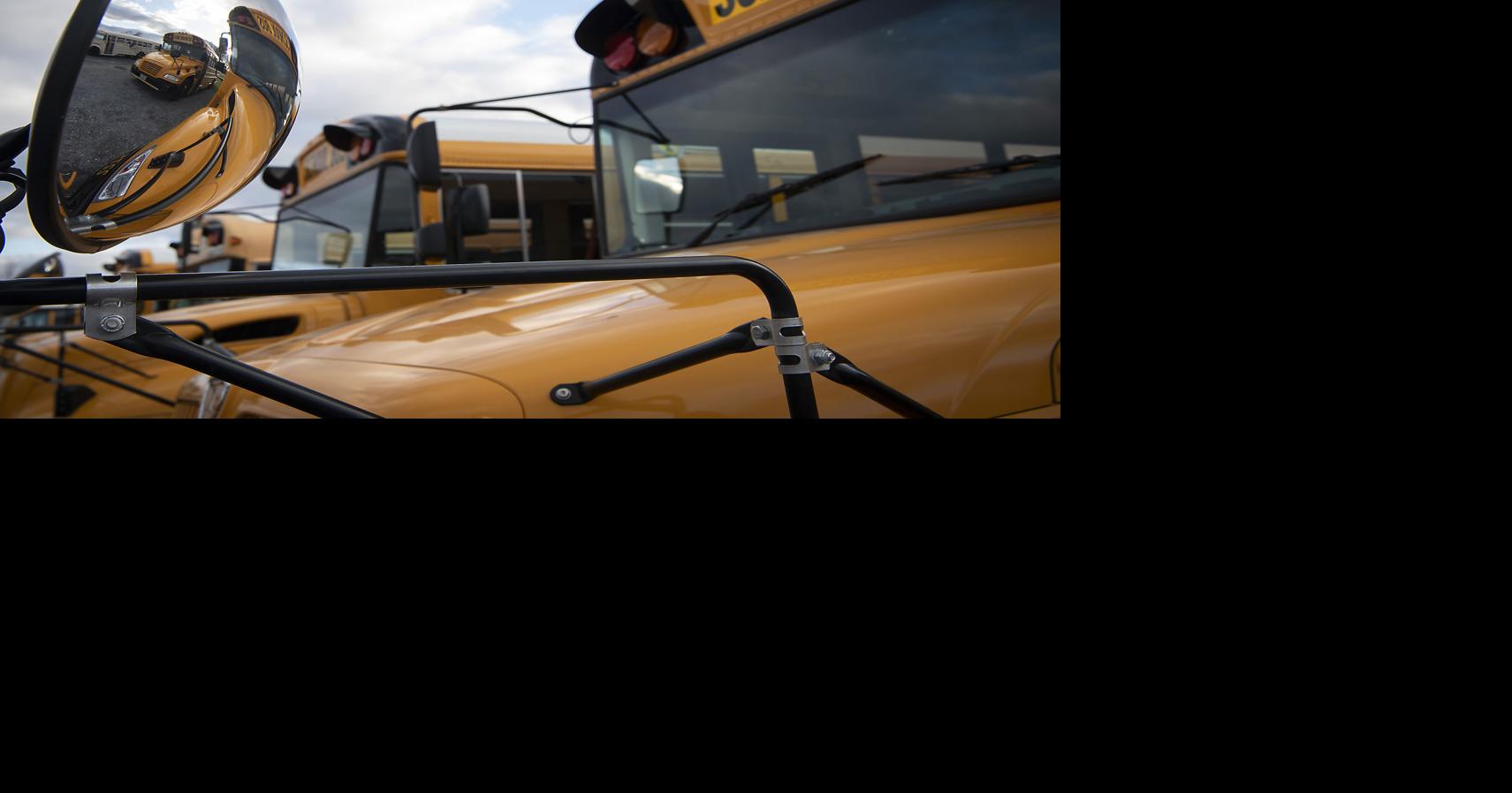 'Losing battle': Ongoing bus driver shortage leads to delays, canceled ...