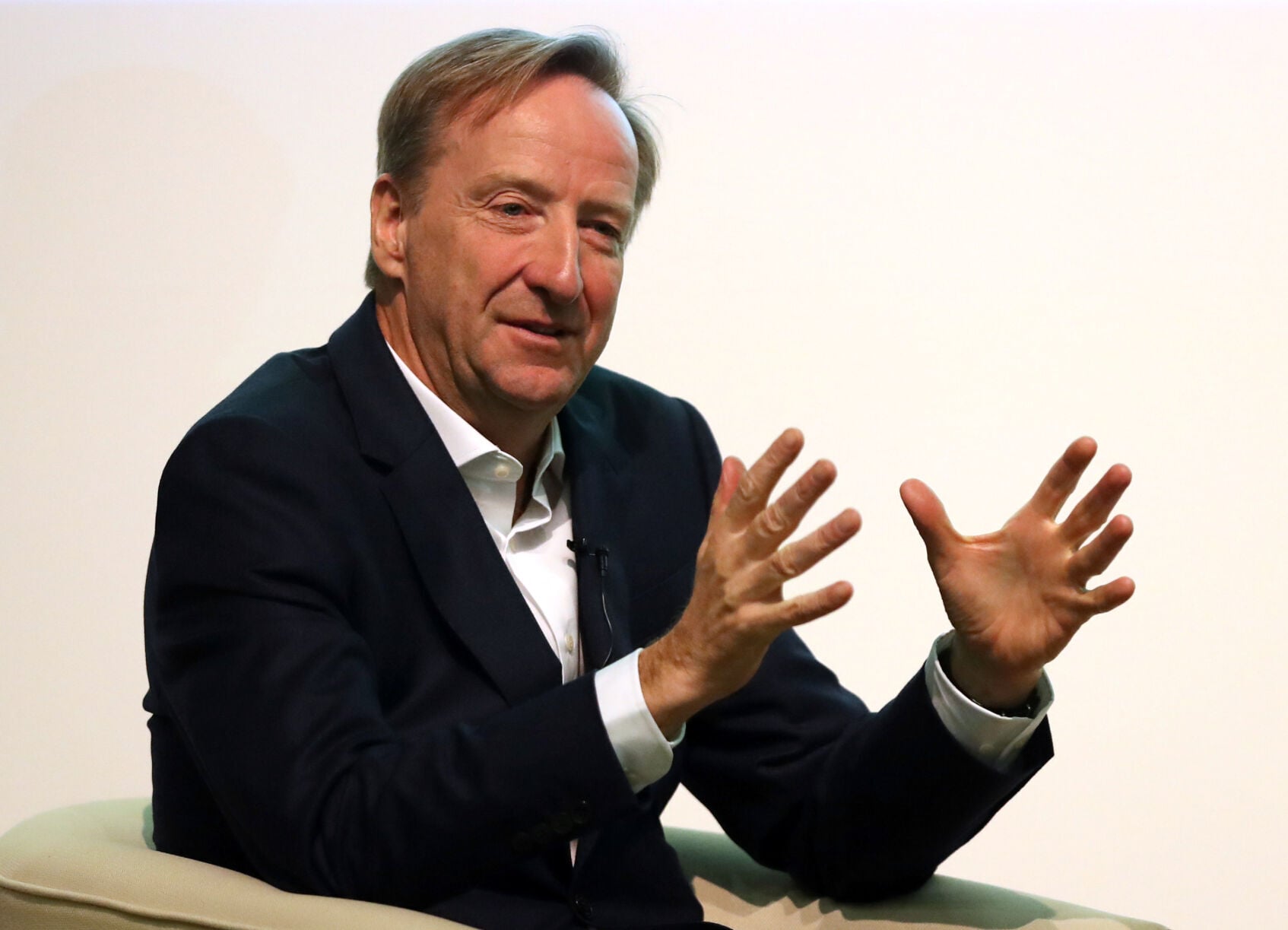 Former MI6 spy chief Alex Younger has died aged 62 | Ap ...
