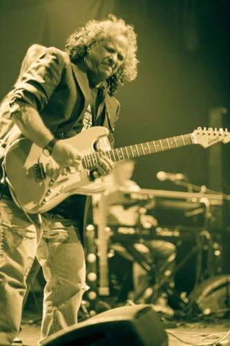 Q&A: Blues Hall of Fame guitarist Bobby Messano will play Frederick ...