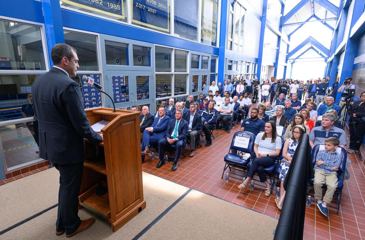 New men's basketball coach Donny Lind ready to roll in a familiar spot ...