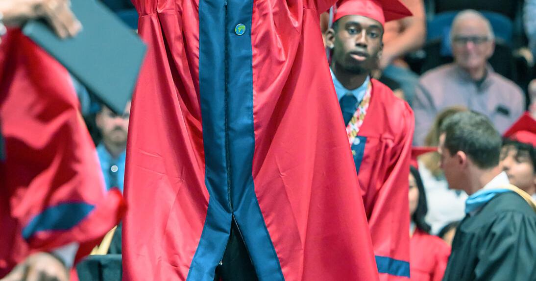 Photos: Gov. Thomas Johnson High Graduation | Education ...