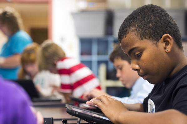 Frederick County students tap, swipe into new school year | Education ...