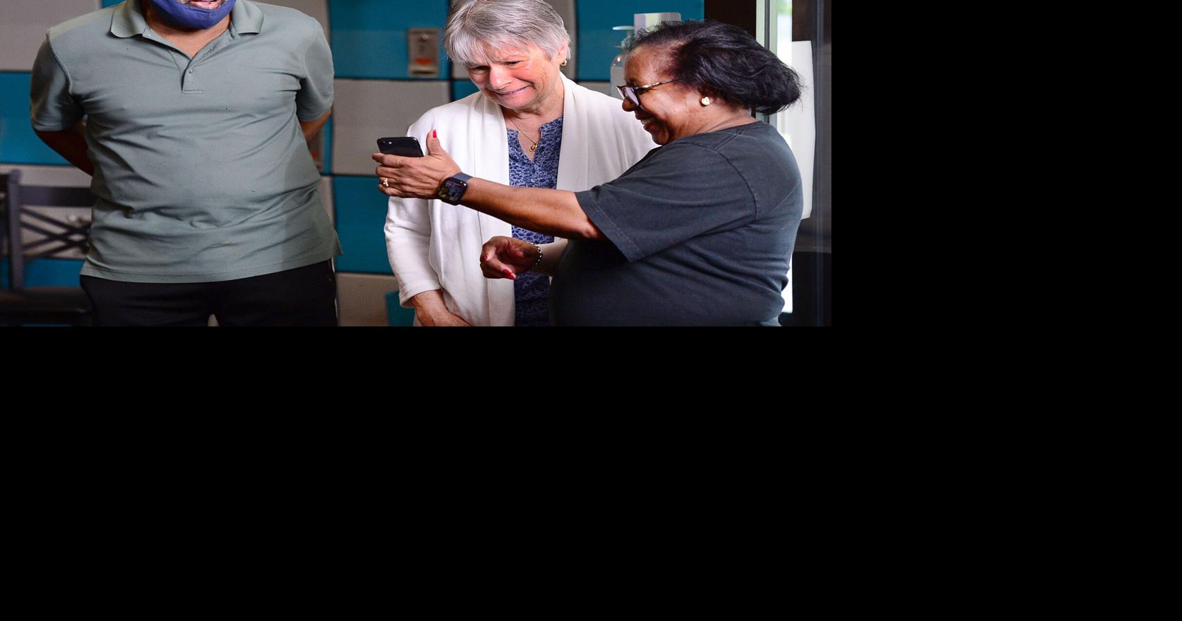 'A family of its own': Longtime bowlers say goodbye to Terrace Lanes ...