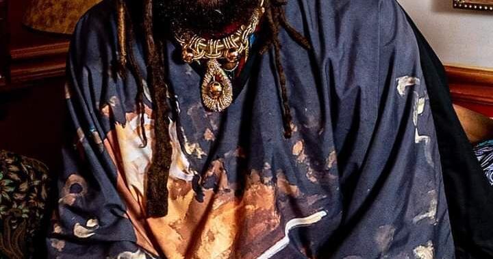 Joe Keyes draws inspiration from his idols to create and perform ...