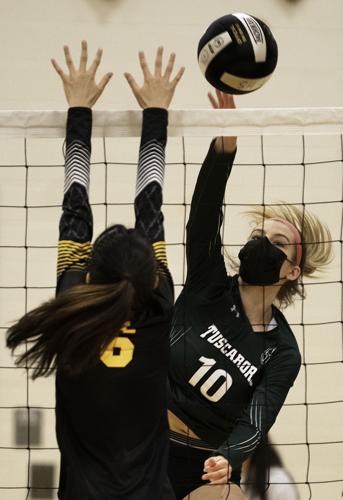 Paredes lends an assist as Titans beat Cadets in volleyball | High ...