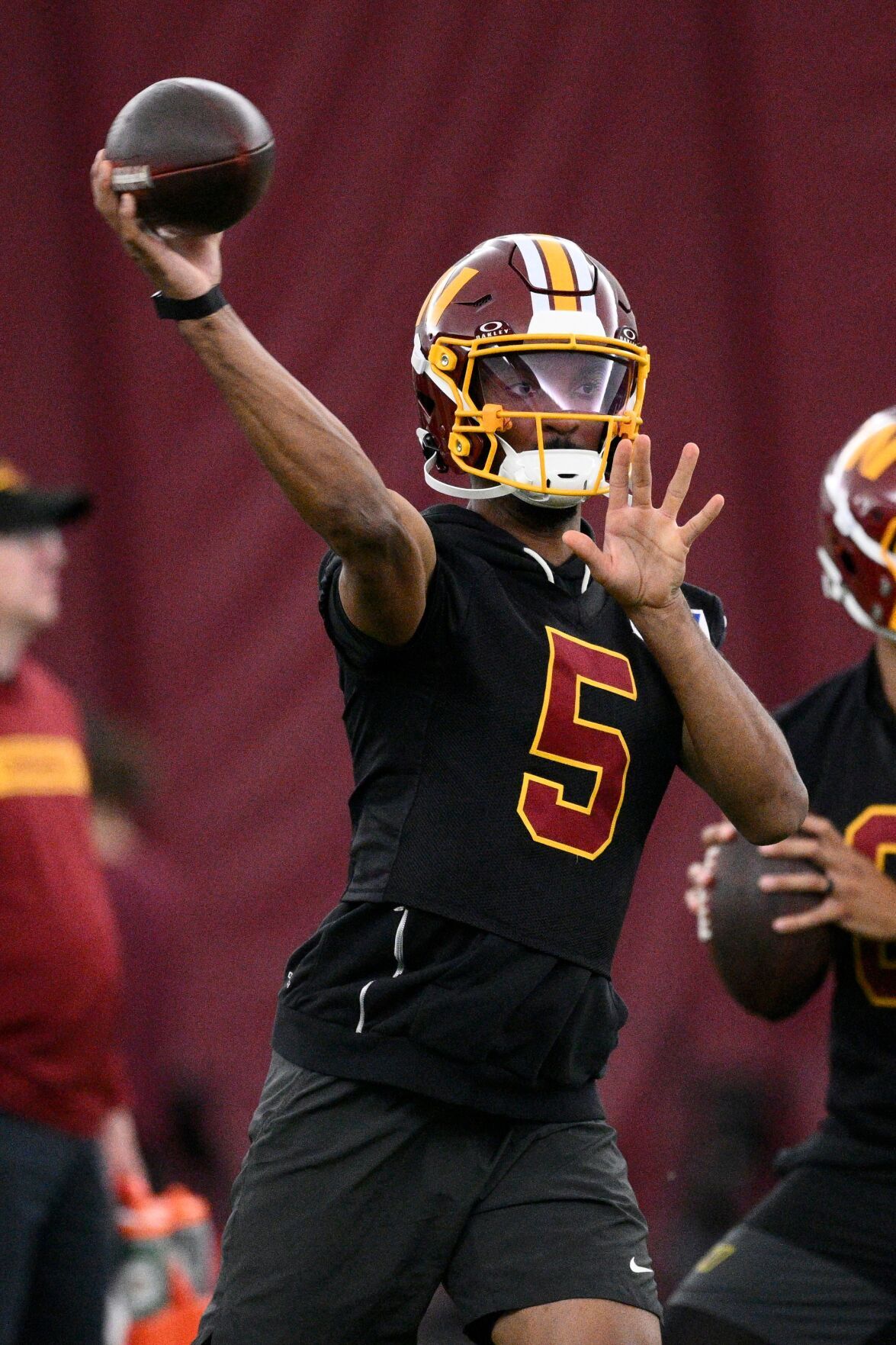 Jayden Daniels, sturdy and determined, delivers at Commanders’ first ...