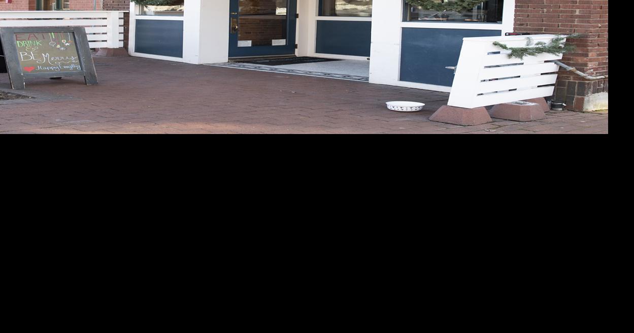 Live music permit approved for upstairs lounge at Hootch and Banter ...