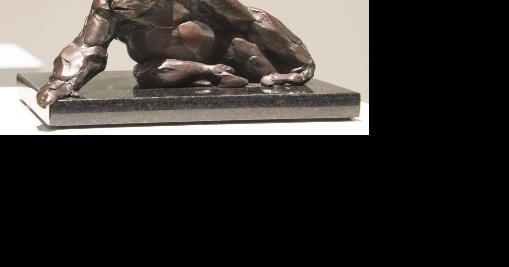 Wildlife sculptor Bart Walter creates memories through clay | Visual ...