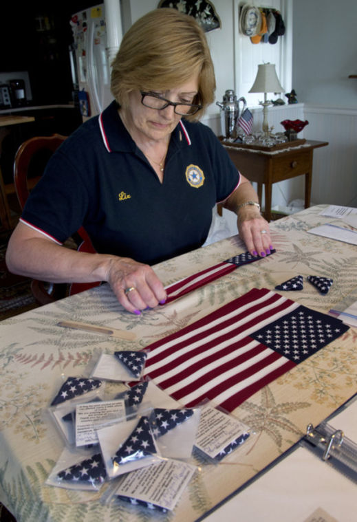 Flag Day: Pocket Flag Project gets 'Old Glory' to troops | Bulletin ...